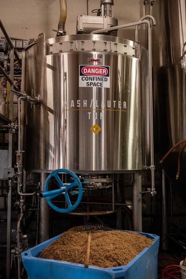 Brewery - Yellow Dog Brewing : Yellow Dog Brewing